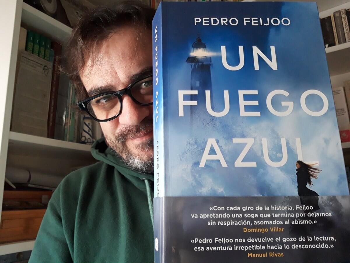 Entrevista a Pedro Feijoo autor de "Un fuego azul" | Algunos Libros Buenos